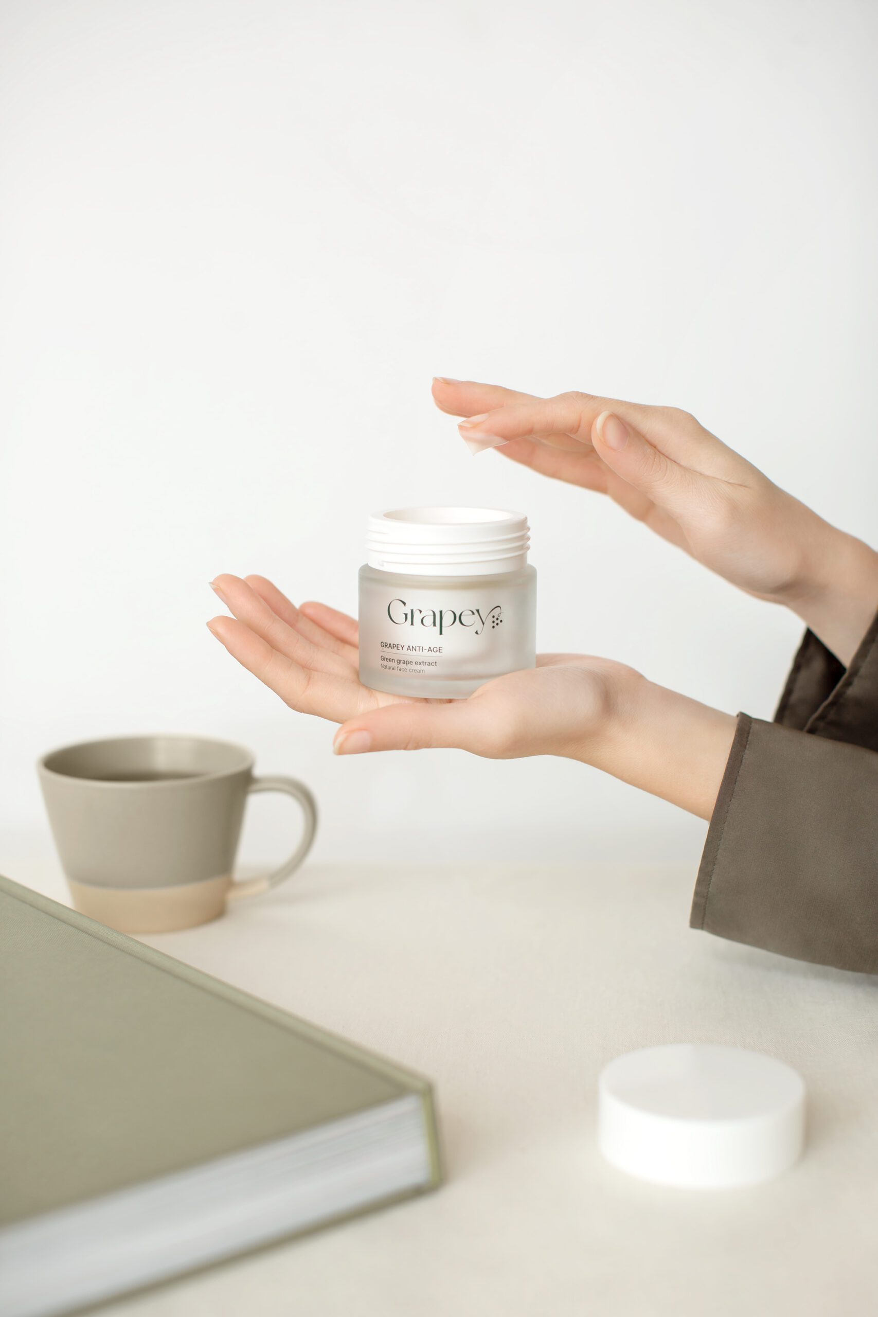 Grapey è il nuovo brand di cosmetica che nasce dagli scarti della ...