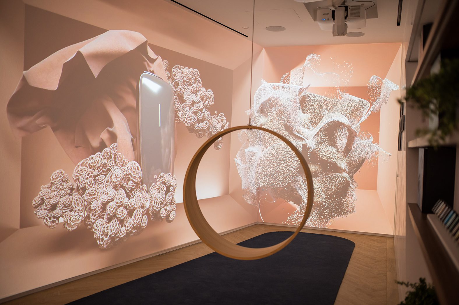 TRO apre il primo Ploom Flagship Store a Milano